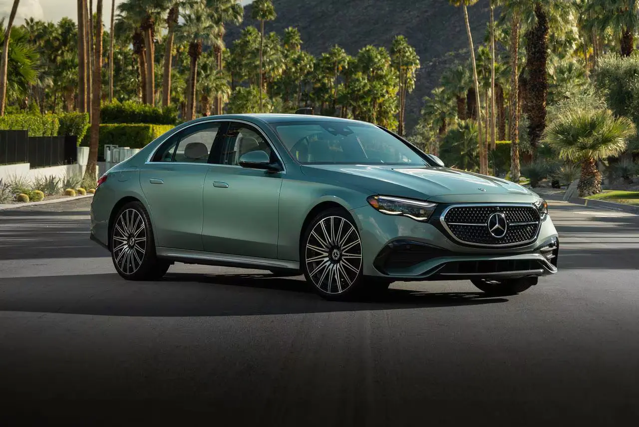 Review: 2025 MERCEDES E300 | Motor Scout Australia