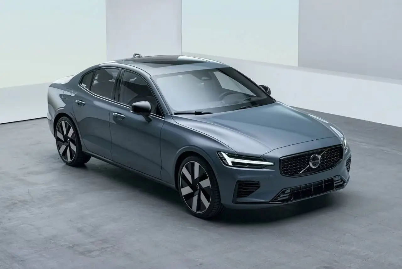Review: 2025 VOLVO S60 | Motor Scout Australia