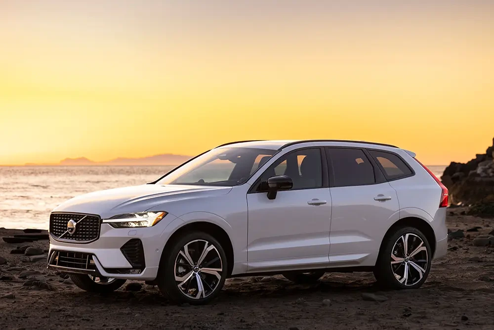 Review: 2025 VOLVO XC60 | Motor Scout Australia